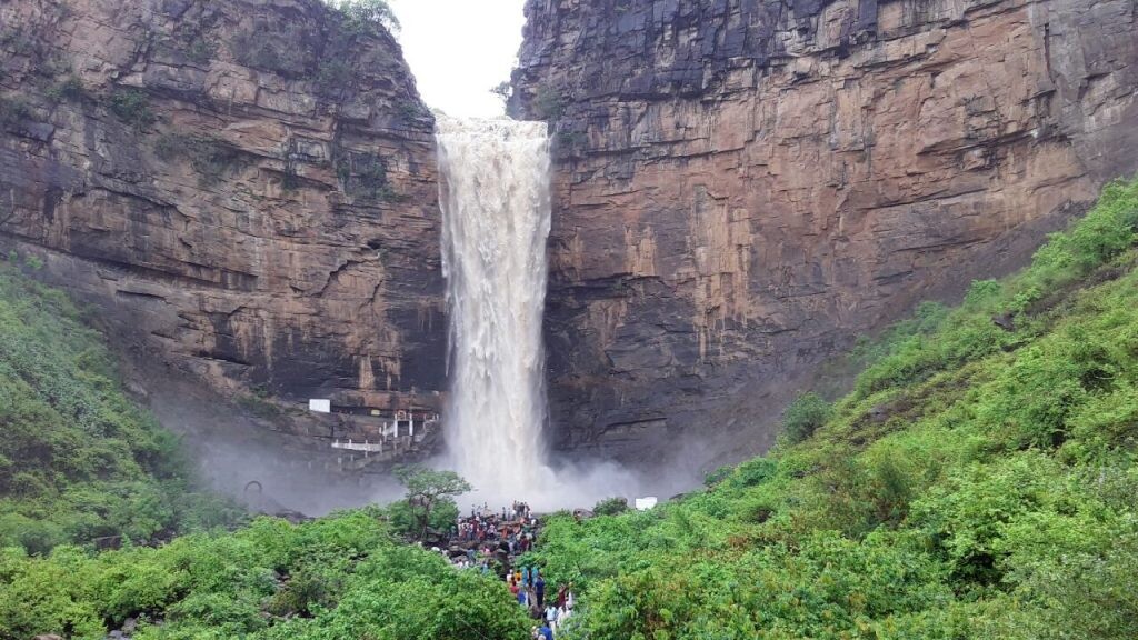 Tutla Bhawani Waterfall in Rohtas | Bihar Tourism